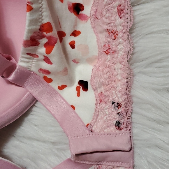 Ambrielle | Intimates & Sleepwear | Ambrielle Heart Confetti Bra | Poshmark